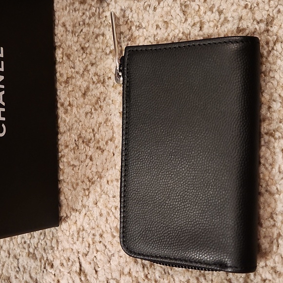 CHANEL | Accessories | Chanel Zipped Key Holder In Black Caviar Leather ...